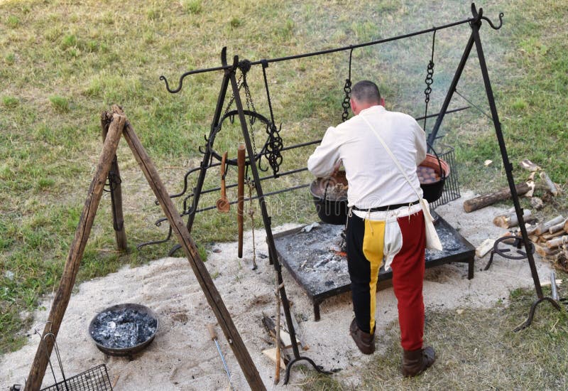 Medieval kitchen 4 editorial stock photo. Image of bonfire - 117795303