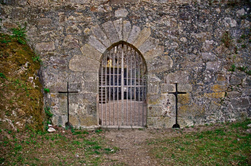 Medieval castle gate stock photo. Image of fortified - 20574060
