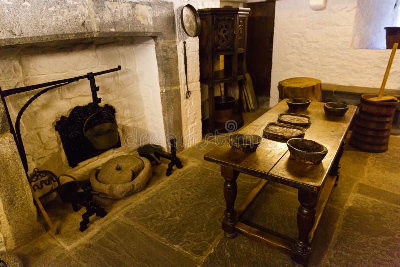 Medieval castle kitchen stock photo. Image of inside - 15892978