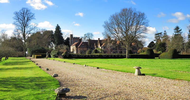 Medieval English House and Garden Stock Photo - Image of building ...