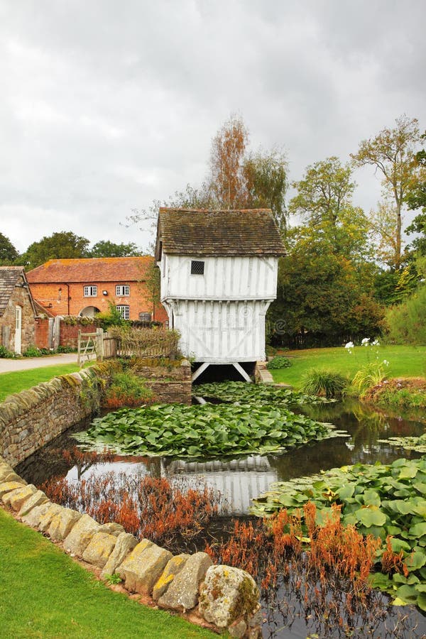 Medieval English Manor Farmhouse Stock Photo - Image of dwelling ...