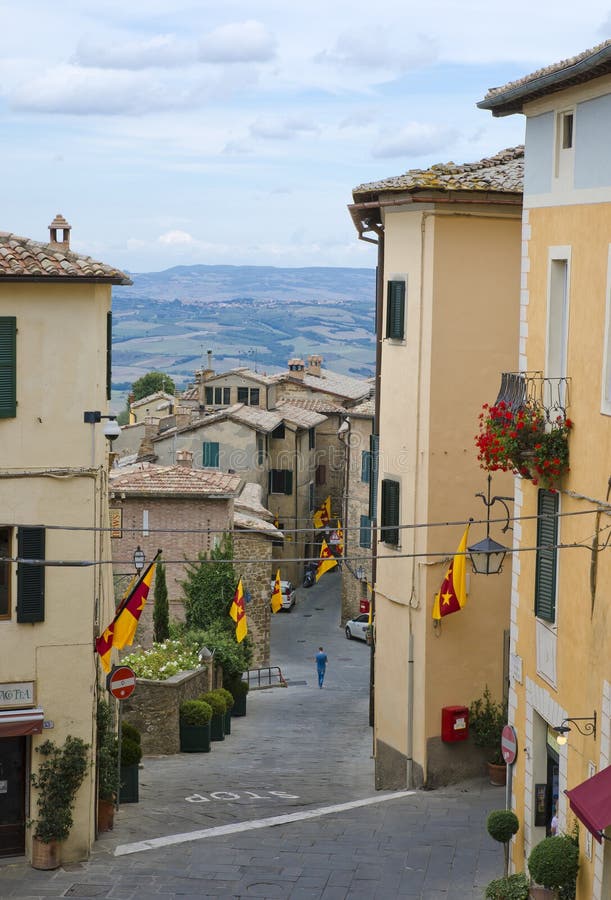The Medieval Old Town in Tuscany Stock Image - Image of plant, house ...