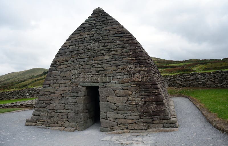 Oratory, Gallarus, Ireland stock photo. Image of celt - 103977602