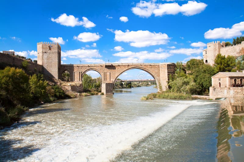 Medieval San Martin Bridge - Toledo, Spain Stock Image - Image of ...