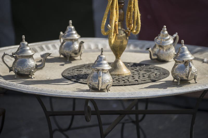 Antique Tea Set, Classic Arabic Style Stock Image - Image of gulf, leaf ...