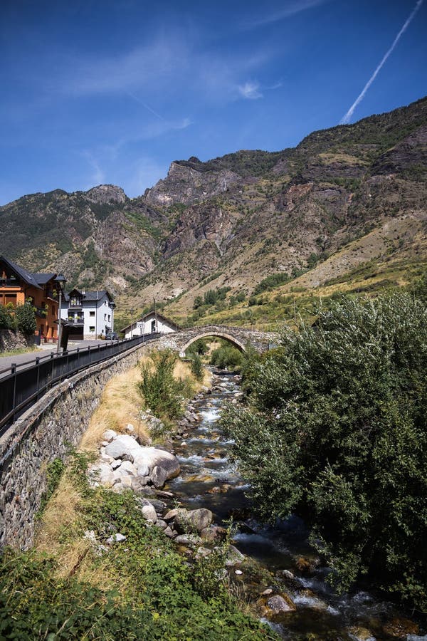 Medieval Stone Bridge Over the River in Espot Village in Pyrenees ...
