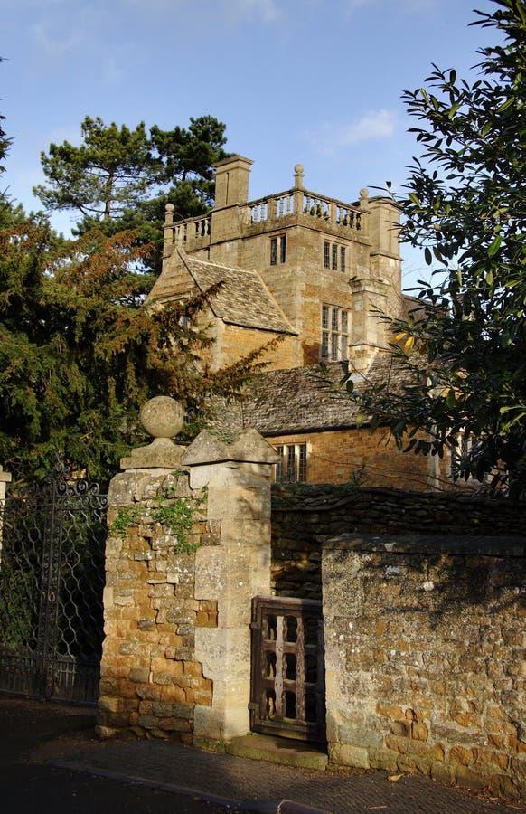 1,400+ Medieval town house Free Stock Photos - StockFreeImages