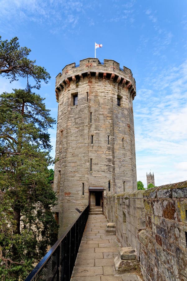 Medieval Warwick Castle in Warwickshire - England Editorial Photography ...