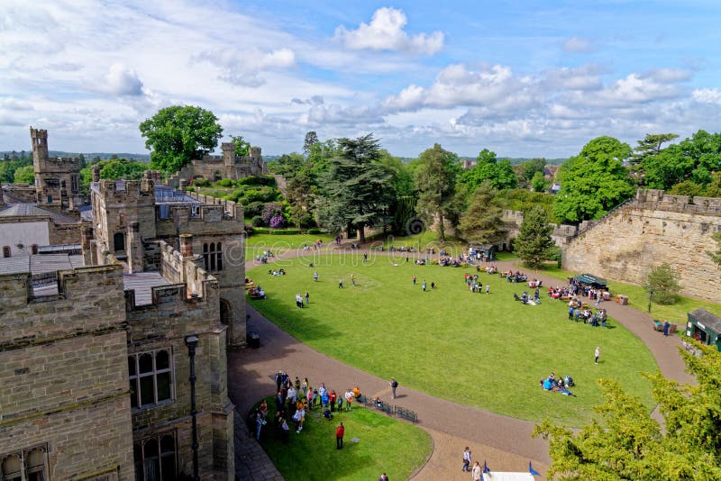 Medieval Warwick Castle in Warwickshire - England Editorial Photo - Image of heritage, building ...