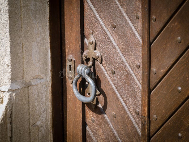 815 Medieval Door Keyhole Key Stock Photos - Free & Royalty-Free Stock ...