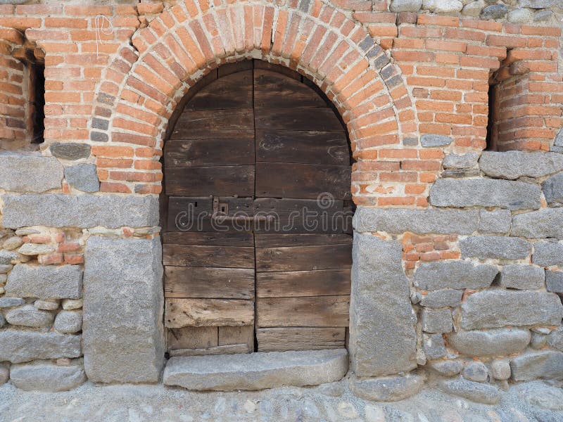 Medieval wooden gate stock image. Image of door, home - 253973553