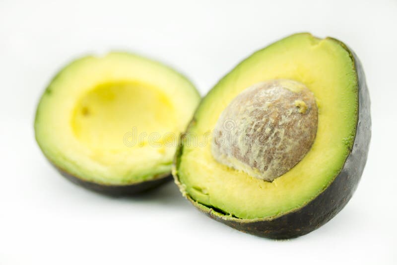 Rebanada De Aguacate Aislada En El Fondo Blanco Foto de archivo ...