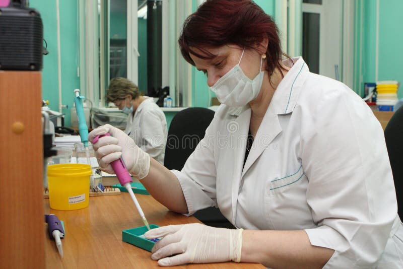 Medisch laboratorium redactionele fotografie. Image of zicht - 12234847