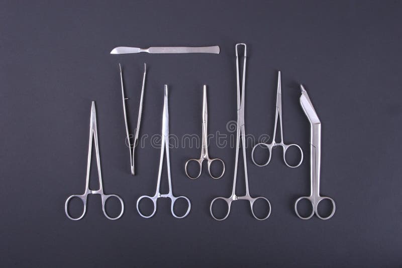 Medische Instrumenten Voor Arts Op Blauwe Lijst Stock Afbeelding ...