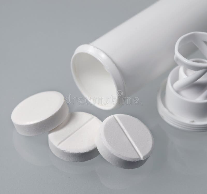Geneesmiddelen Tabletten Tegen Griep Stock Afbeelding - Image of ...