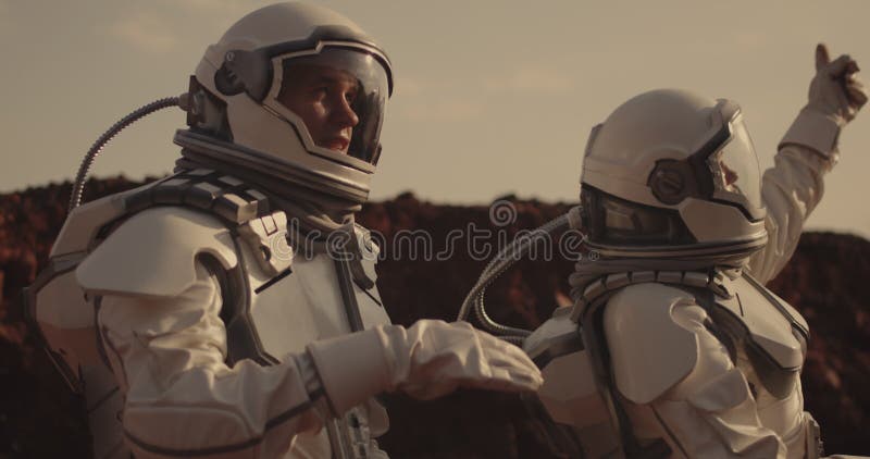 Two astronauts on Mars stock footage. Video of technology - 153515822