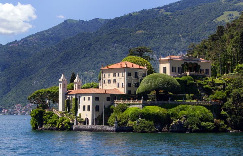 Meer Como stock foto. Image of stad, sereen, vakantie - 85498864