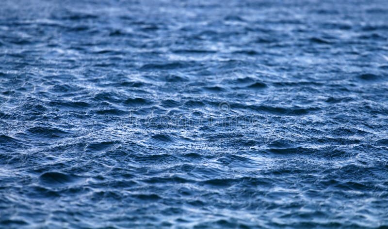 Meerwasser stockfoto. Bild von beschaffenheit, blau, welle - 7156788