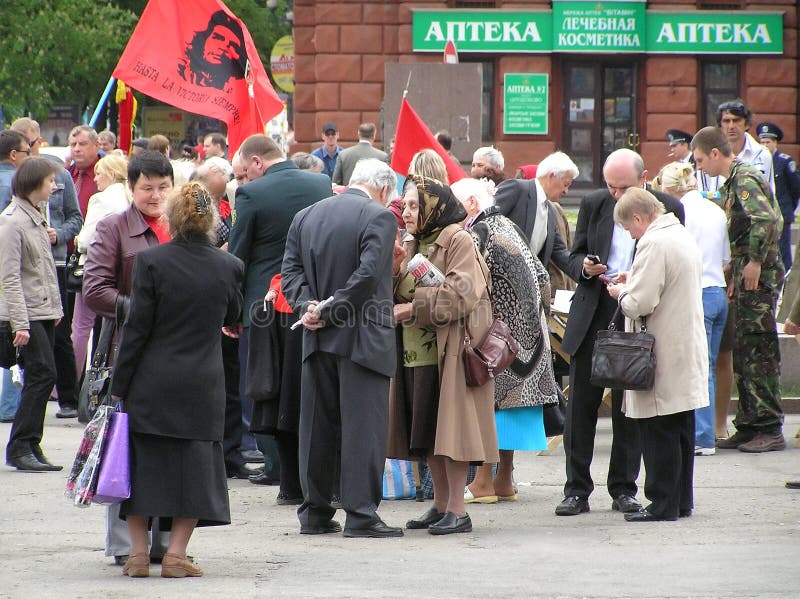 People Talk about Politic in Geneva, Switzerland. Editorial Photography ...