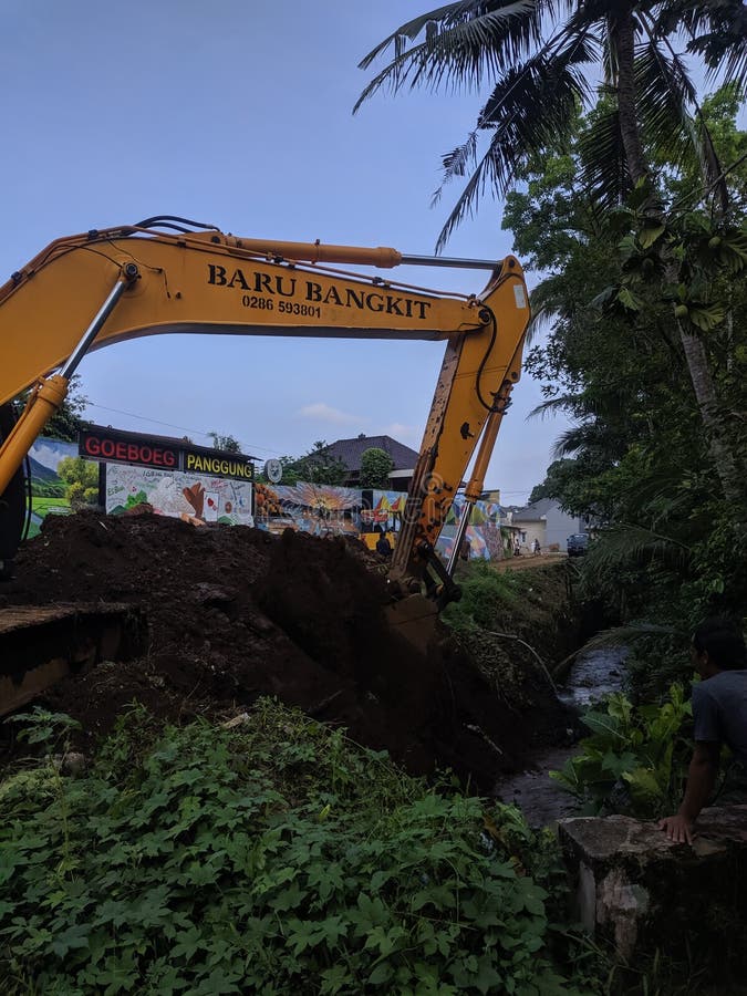 Mega Project Excavator editorial stock image. Image of excavator ...