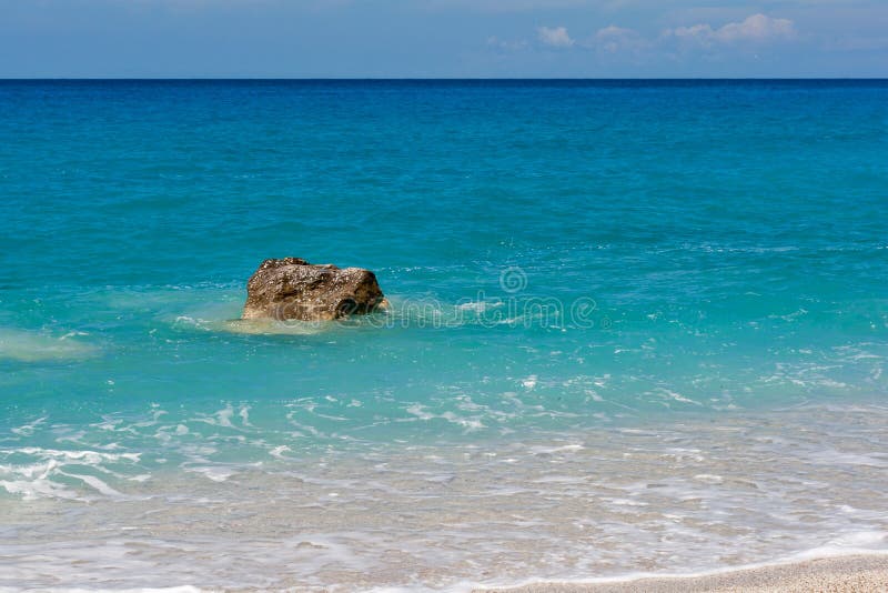 Megali PETRA-Strand in Der Insel Von Lefkas Stockfoto - Bild von nave ...