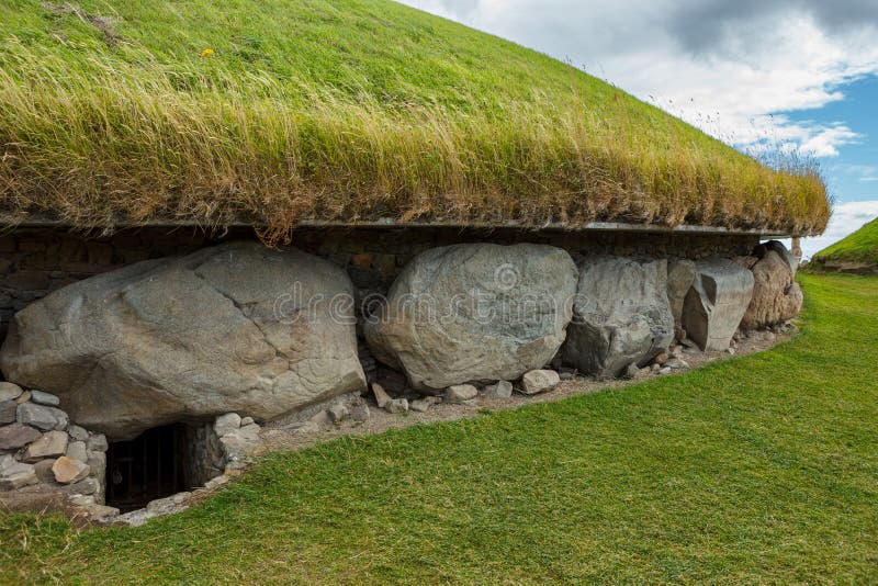 Megalithic Tombs of Newgrange in Ireland Stock Photo - Image of ...