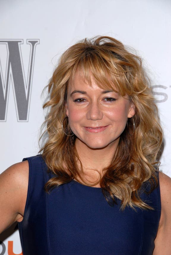 Megyn Price editorial photo. Image of hills, megyn, price - 26356571