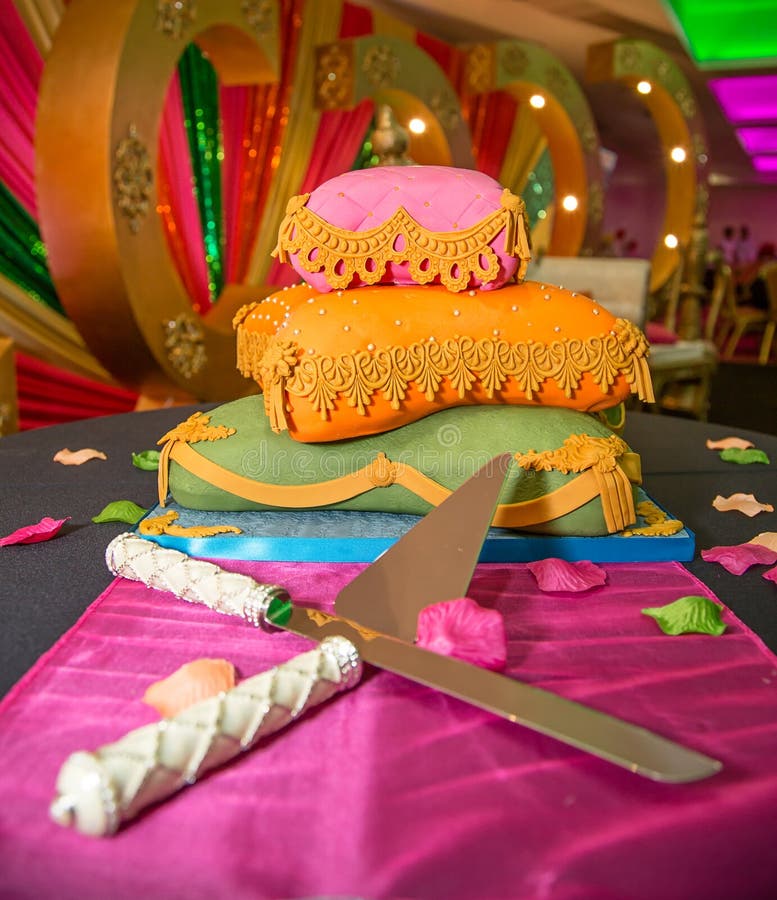 Mehndi cake stock image. Image of cake, event, celebration - 63516095