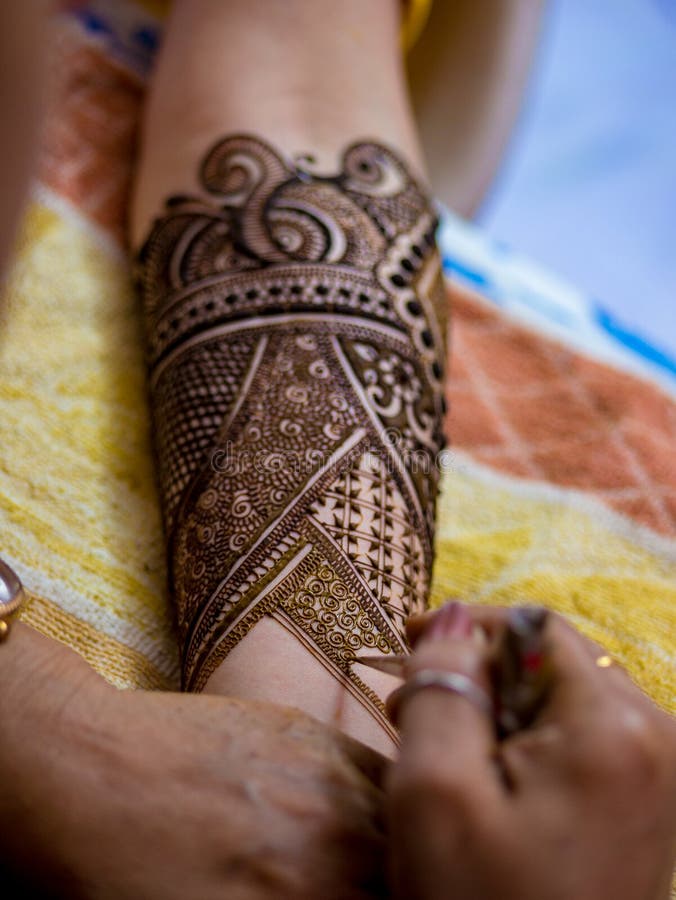Mehndi Hand stock image. Image of bridal, fashion, india - 116823237