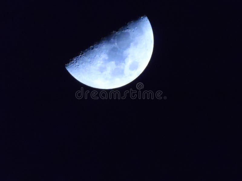 Meia lua foto de stock. Imagem de satélite, preto, brilhante - 64401006