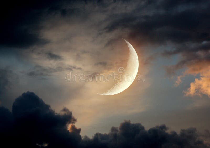 Meia lua foto de stock. Imagem de lunar, branco, escurid - 12771884