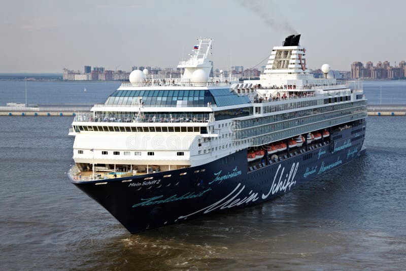 Mein Schiff 2 - Second Cruise Ship of Tui Cruises Editorial Photography ...