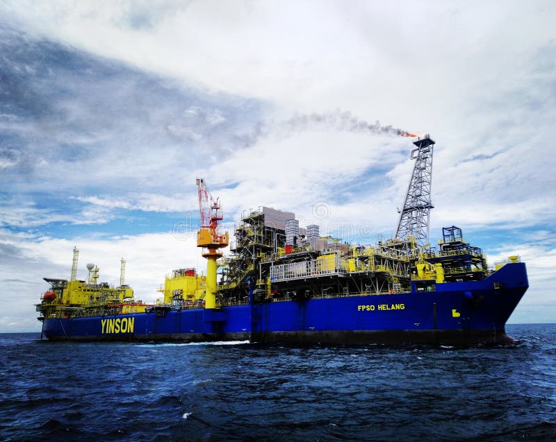 Meio do oceano fpso imagem editorial. Imagem de oceano - 246178030