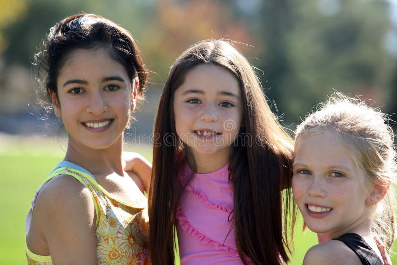 Mejores amigos foto de archivo. Imagen de ocio, lindo - 3626626