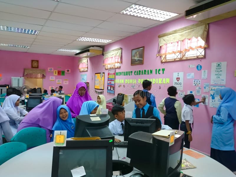 Classroom in Computer Laboratory Editorial Stock Photo - Image of study ...