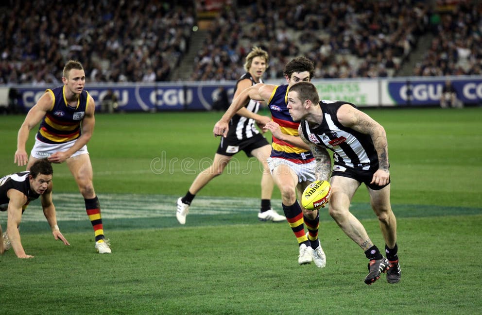 Melbourne - august 21: editorial stock image. Image of essendon - 15711409