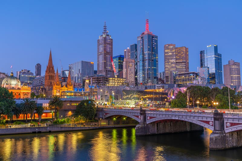 MELBOURNE, AUSTRALIA, DECEMBER 31, 2019: Sunset View of Skyline of ...