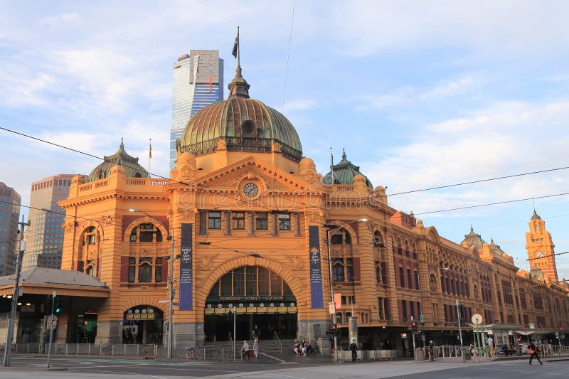 Melbourne Flinders Railway Station Entrance Gates Editorial Image ...