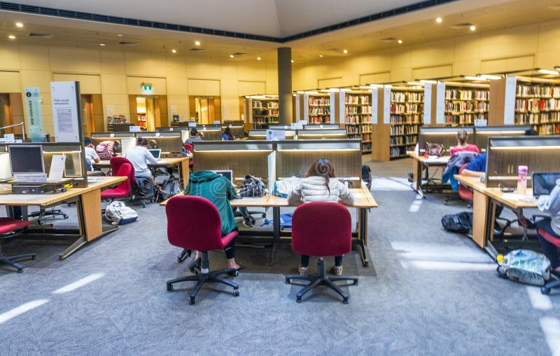 MELBOURNE - OCTOBER 2015: Established in 1854, the State Library ...