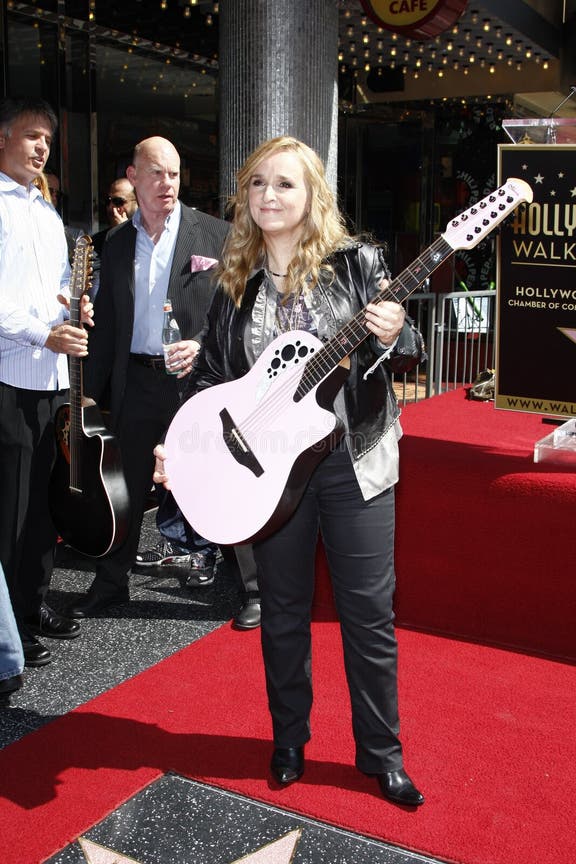 Melissa Etheridge editorial photography. Image of cafe - 22801022