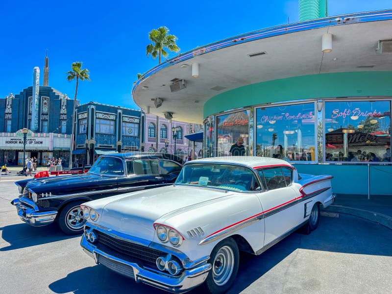 Mels Drive in Restaurant at Universal Studios Orlando Editorial Photo ...