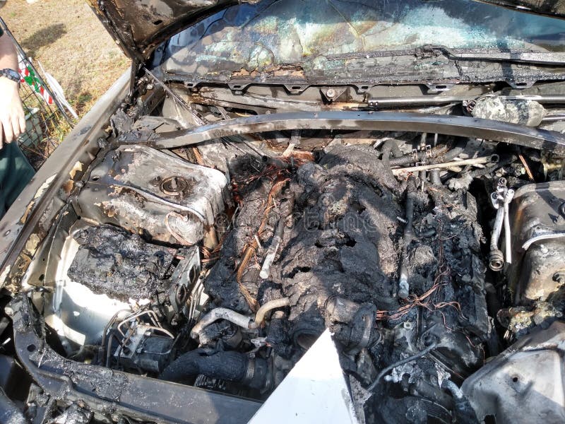 Engina bay fire, Hemi stock photo. Image of engine, hemi - 238971950