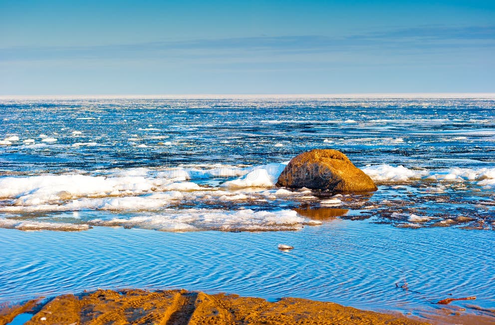 Melting ice on big pond stock image. Image of floe, frozen - 38746191