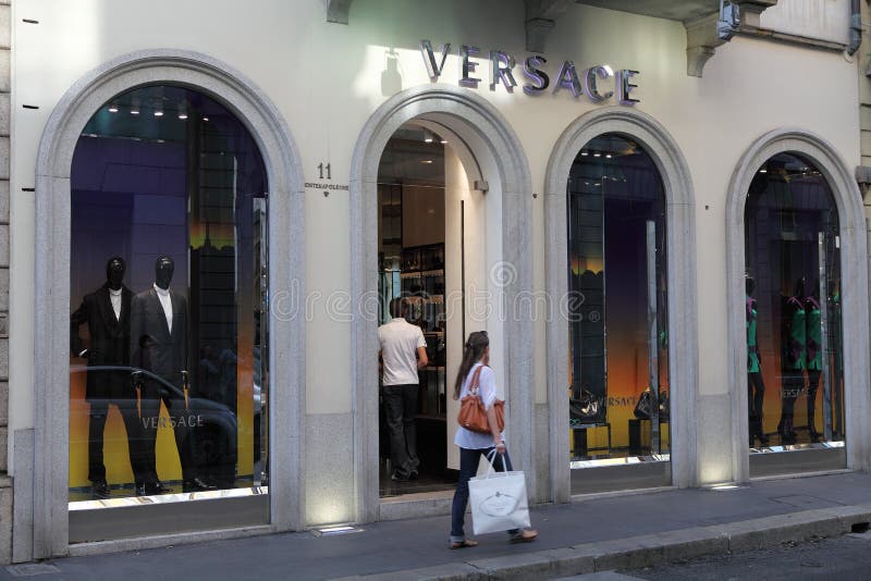 Memoria di Versace immagine stock editoriale. Immagine di lusso - 21797579