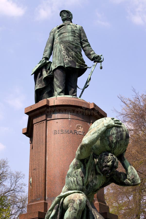 Memorial de Bismarck imagem de stock. Imagem de cidade - 25382761
