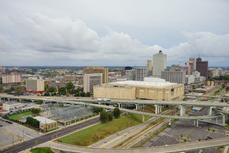 Memphis downtown editorial image. Image of lights, cityscape - 62476000