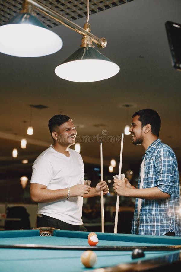 Men Drink Alcohol at Pool Table Stock Image - Image of drink, billiard ...