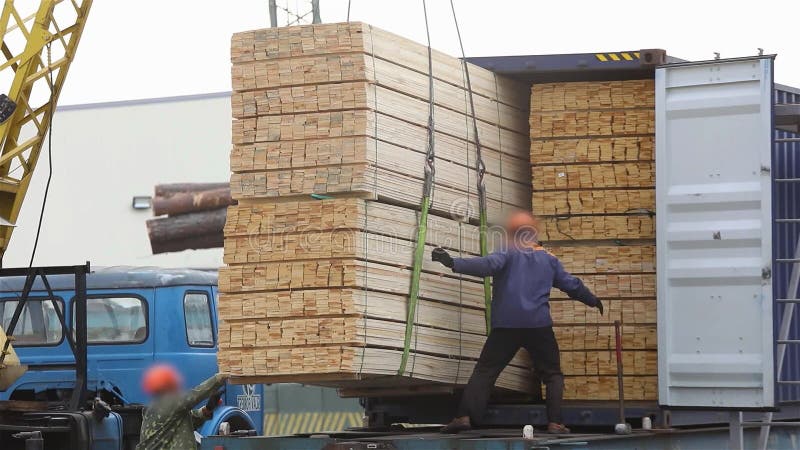 Loading a Cargo Ship, General Plan for the Operation of a Crane in a ...