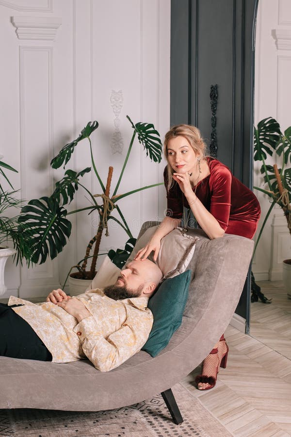 Man Lying in Couch during Hypnotherapy Stock Image - Image of ...
