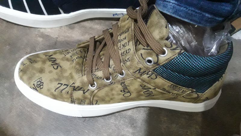 Men shouse stock image. Image of shouse, mannerism, looking - 165523625